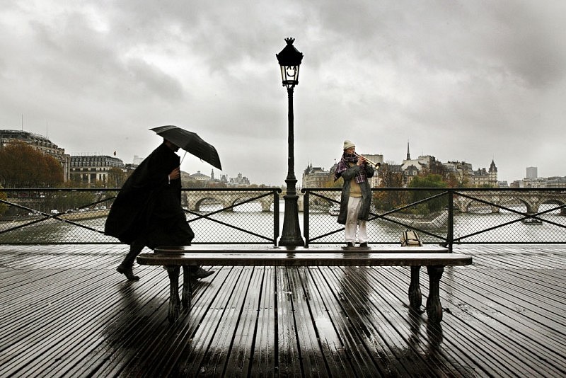 Paris in the rain | Christophe Jacrot photography